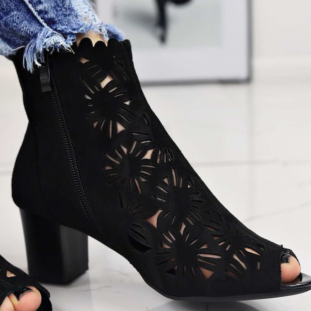 Wiosenne botki na obcasie z odsłoniętym palcem kolor czarny M.Daszyński ...