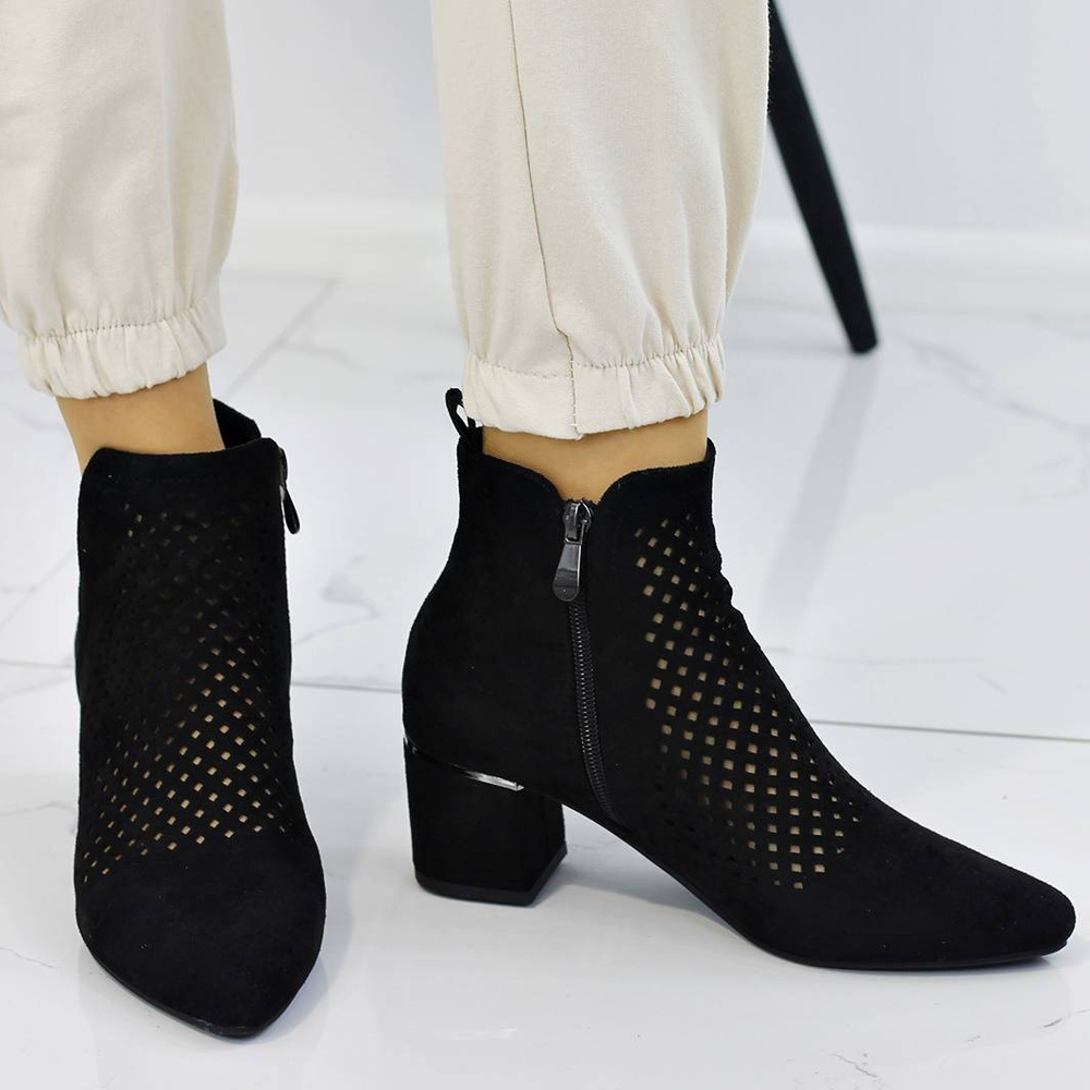 Wiosenne botki zamszowe w kolorze czarnym Vinceza Czarny | Producenci ...